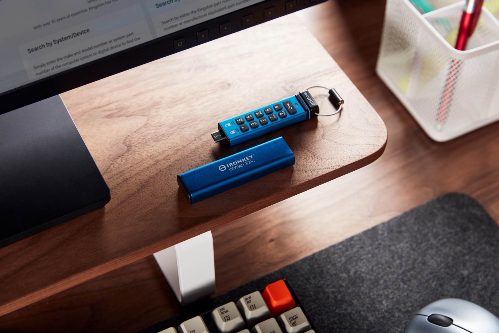 Kingston Technology IronKey 256GB USB-C Keypad 200C, FIPS 140-3 Lvl 3 ...